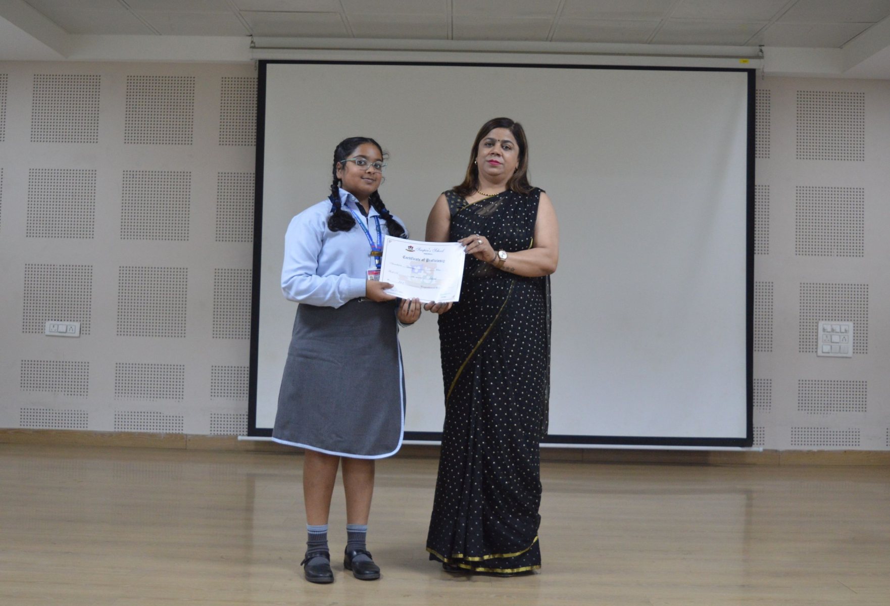 PowerPoint Presentation Competition (Class 9) – 06/11/2024 - Saupin's ...